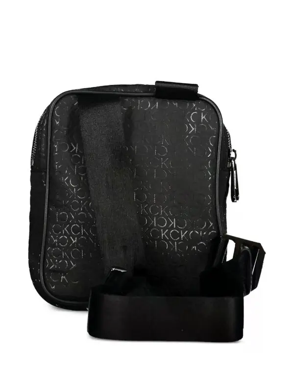 Calvin Klein Logo-detail Messenger Bag