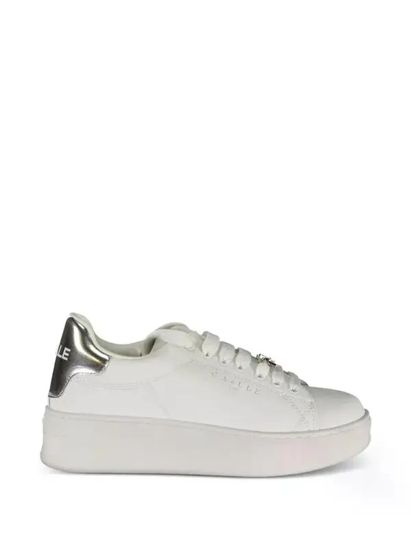GAELLE PARIS Logo-plaque Sneakers