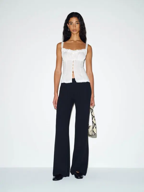 REFORMATION Vida Low Rise Long Pant - Black