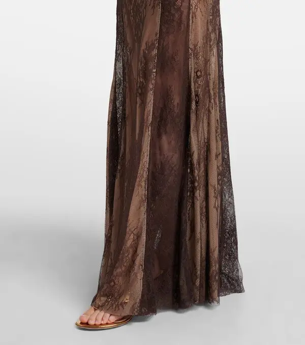 BANANHOT Nori Lace Maxi Dress