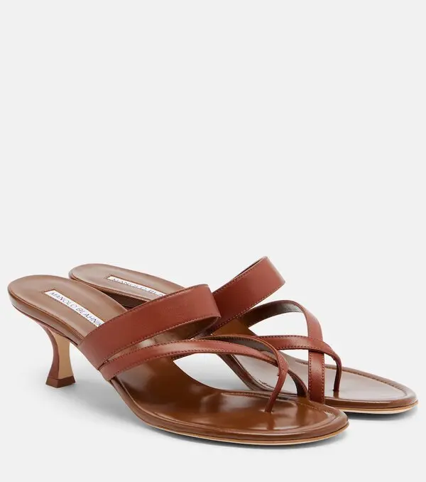 Manolo Blahnik Susa Leather Thong Sandals - Brown
