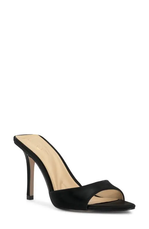 Jessica Simpson Dravie Sandal - Black