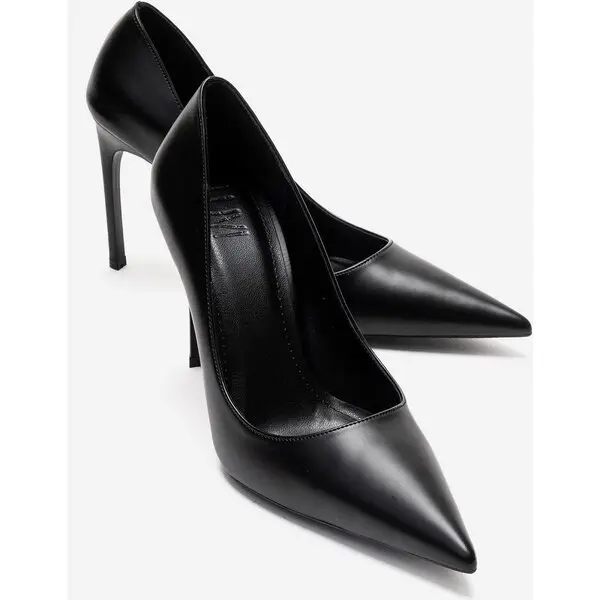 PROLOGUE SHOES Velorien Stiletto Pump - Black