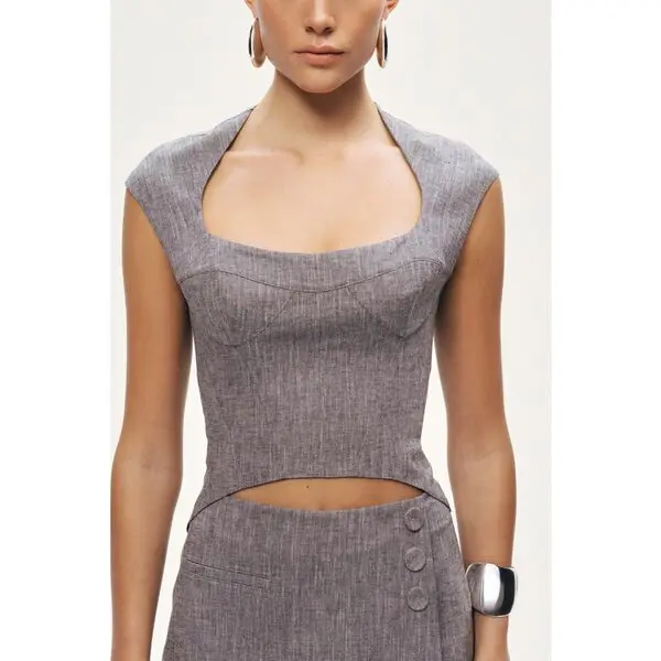 NOCTURNE Open-back Tailored Top
