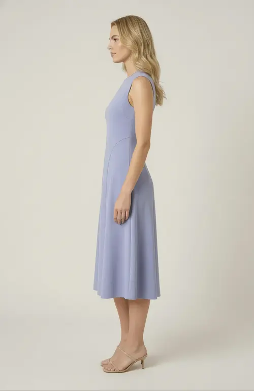 MODENAIRE Structured Seaming Flared Sleeveless Midi Dress