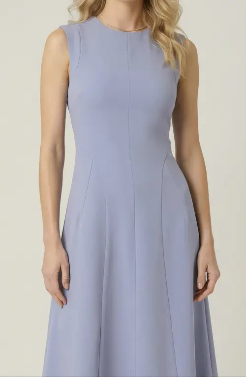 MODENAIRE Structured Seaming Flared Sleeveless Midi Dress