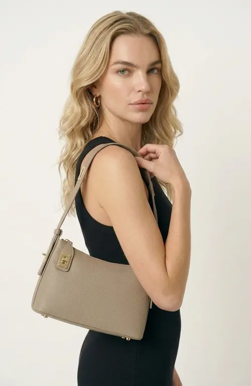 MODENAIRE Leather Shoulder Bag