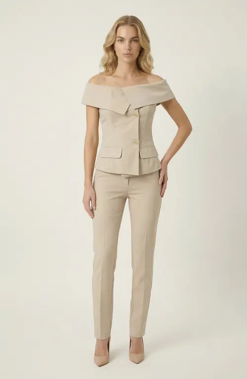 MODENAIRE Off-shoulder Button-front Top