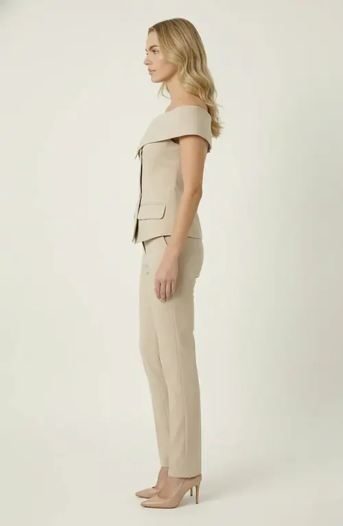 MODENAIRE Off-shoulder Button-front Top