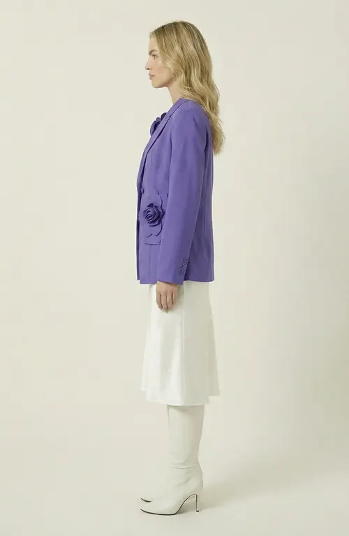 MODENAIRE Floral Appliqué Tailored Blazer