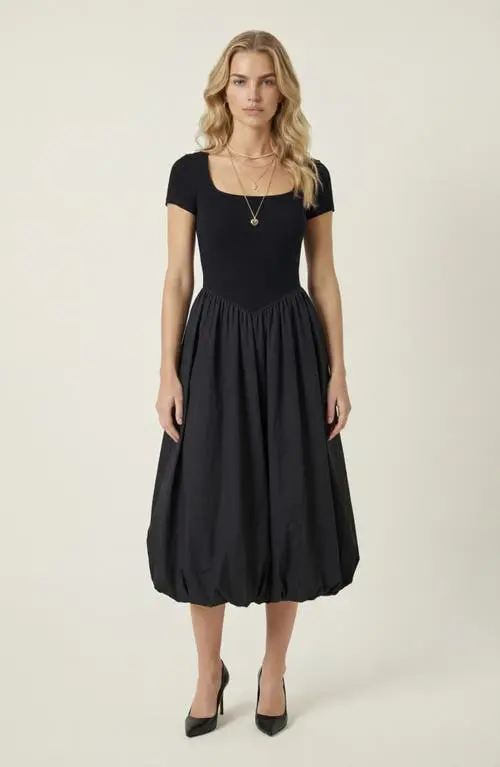 MODENAIRE Short Sleeve Bubble Hem Midi Dress - Black