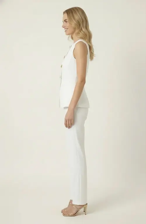 MODENAIRE Sleeveless Tailored Blazer Top With Buttons