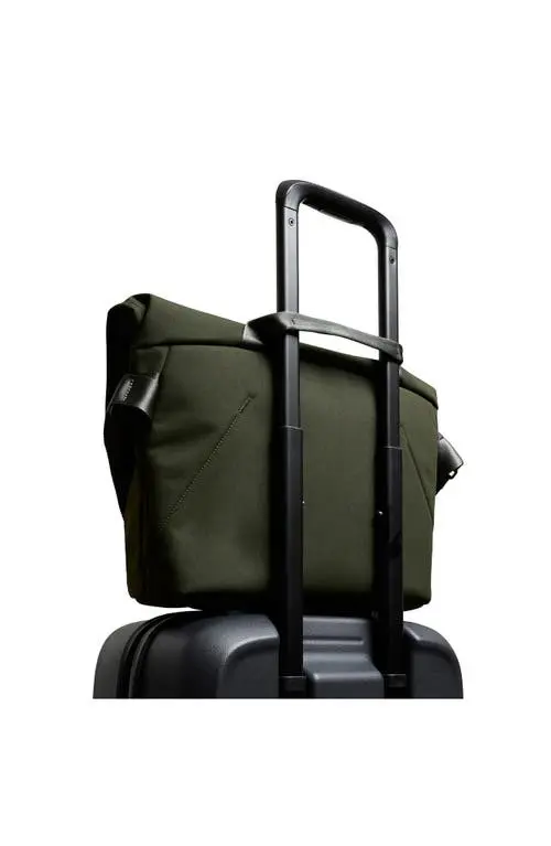 Bellroy Classic Messenger Bag - Olive