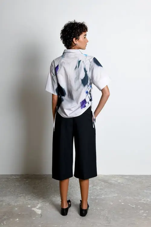 UNTITLED IN MOTION Ties Adjustable Short Sleeve Button-down Top