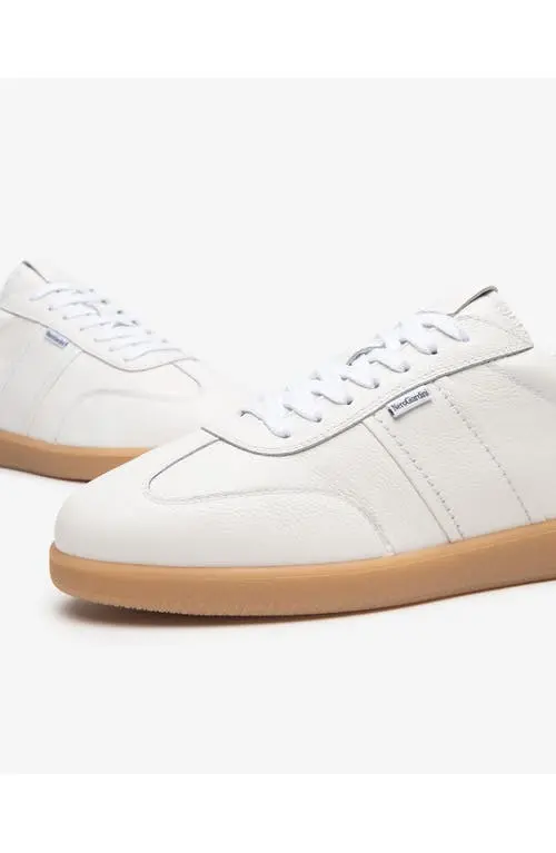 NEROGIARDINI Low-top Leather Sneaker - White