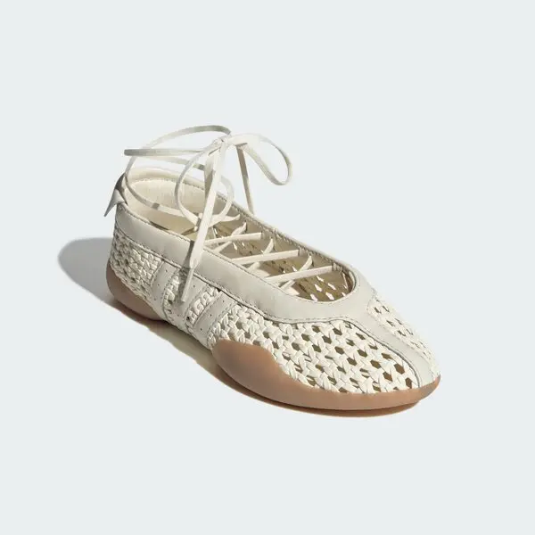 Adidas Taekwondo Mei Shoes - Cream White / Cream White / Gum