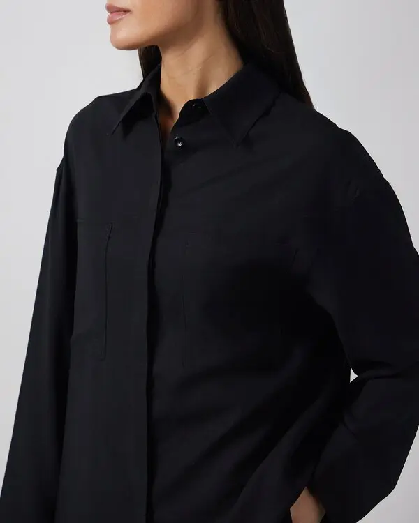 WAKAKUU Classic Collar Shirt - Black