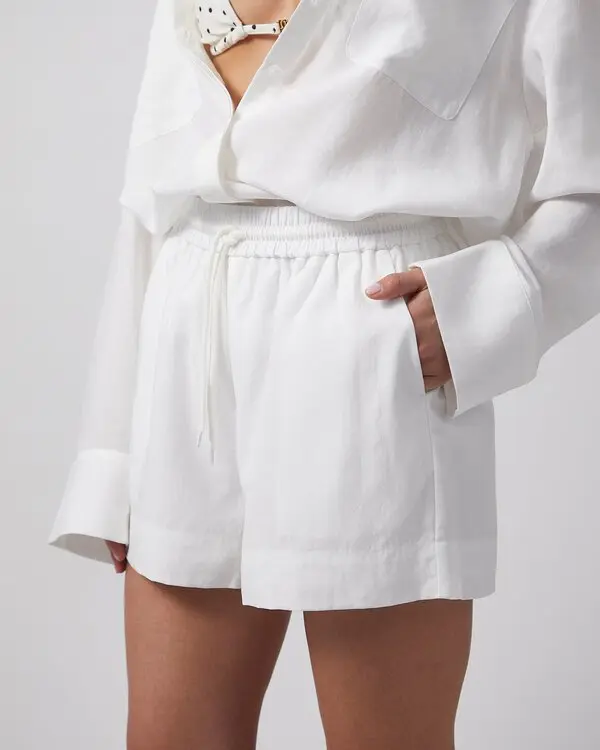 WAKAKUU Tencel Drawstring Shorts - White