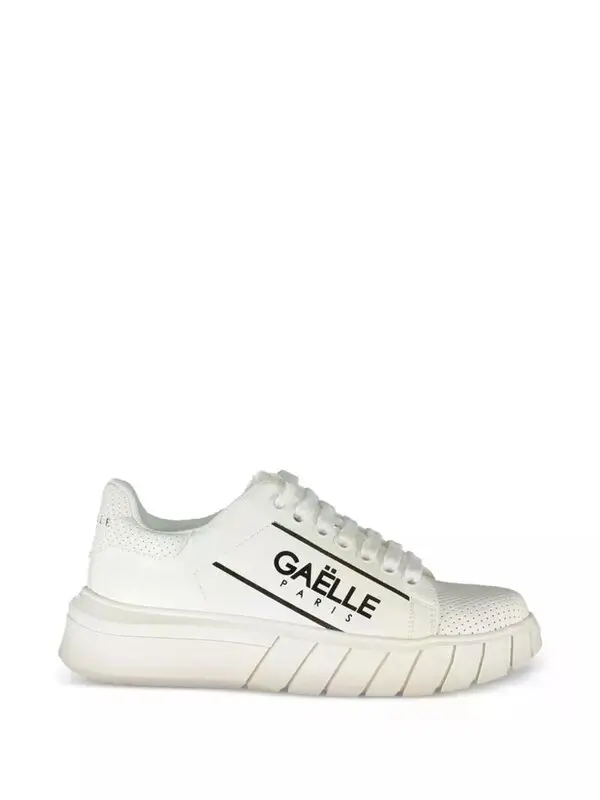GAELLE Logo-print Perforated Sneakers - White