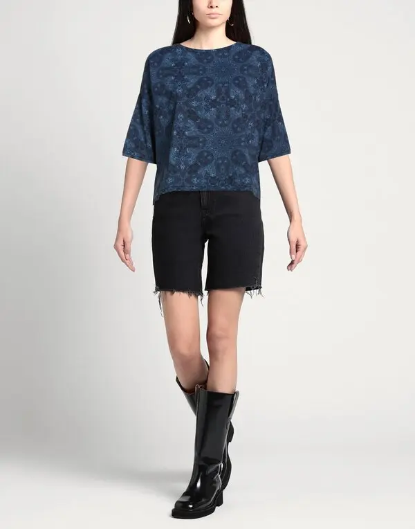 RRD Top In Paisley Print