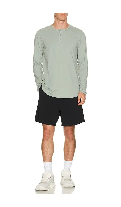 CUTS Curve Hem Long Sleeve Henley