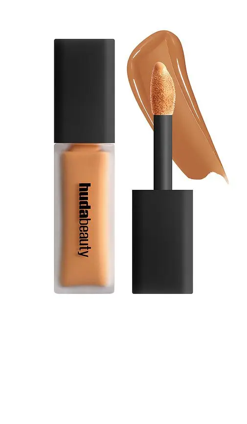 HUDA BEAUTY Faux Filter Luminous Matte Concealer - Salted Caramel 7.3