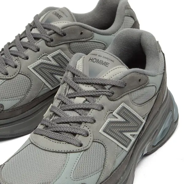 Comme Des Garçons X New Balance 2010v Sneakers - Grey