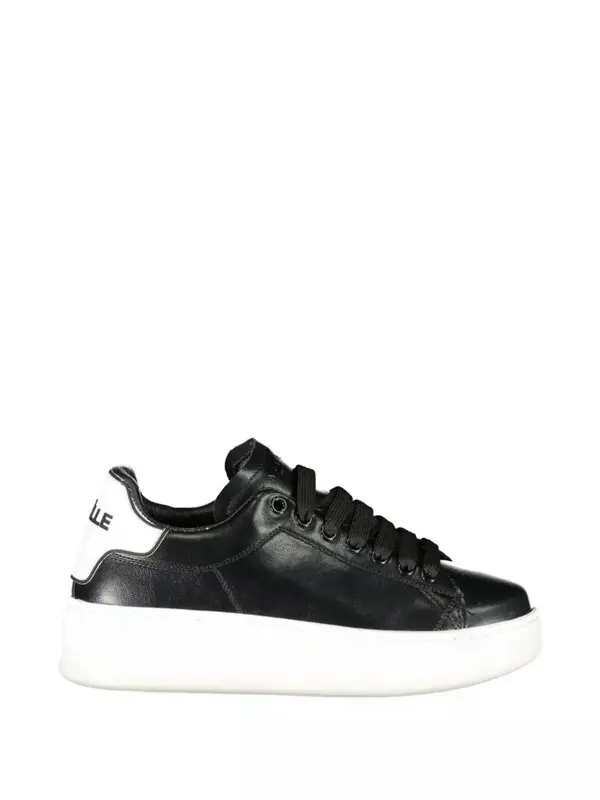 GAELLE Platform Sneakers - Black