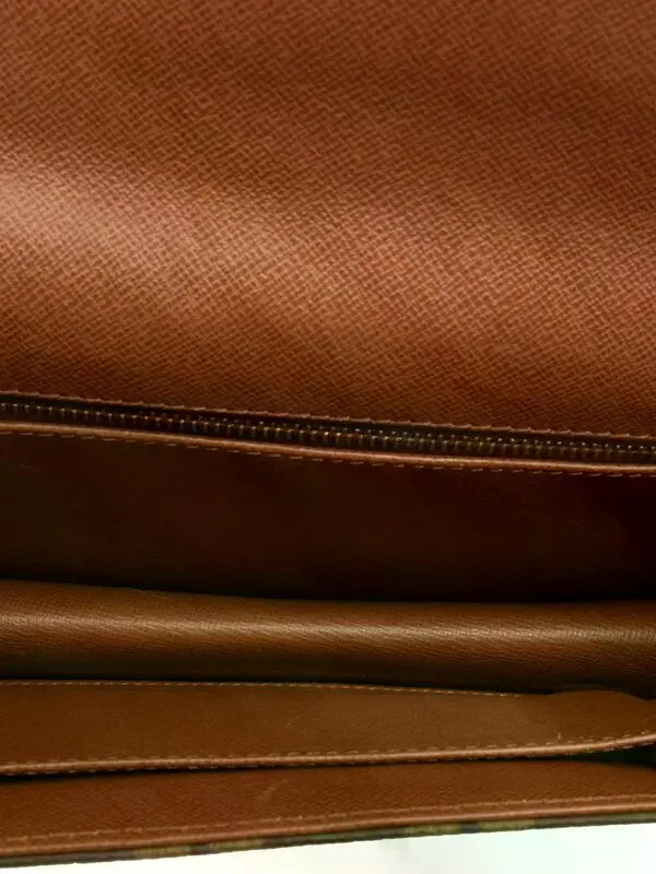 LOUIS VUITTON 1991 Monogram Pochette Dame Pm Clutch