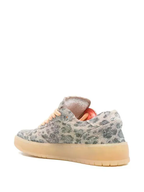 EVENU Equal Leopard-print Sneakers