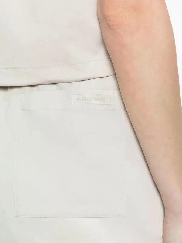 ALPHA TAURI Patch-pocket Shorts