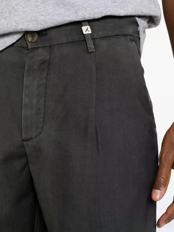 MYTHS Pleated Shorts - Grey