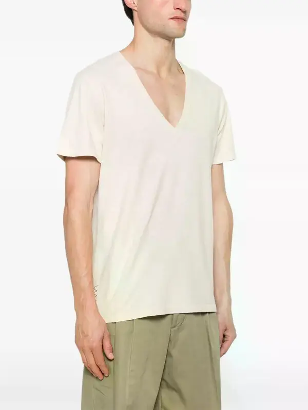 AMARANTO V-neck T-shirt