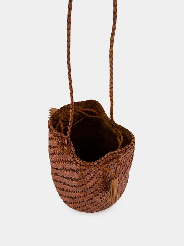Dragon Diffusion Hand-crocheted Double Jump Bucket Bag - Brown