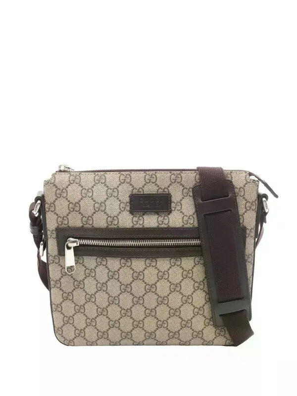 Gucci Gg Supreme Messenger Bag - Neutrals