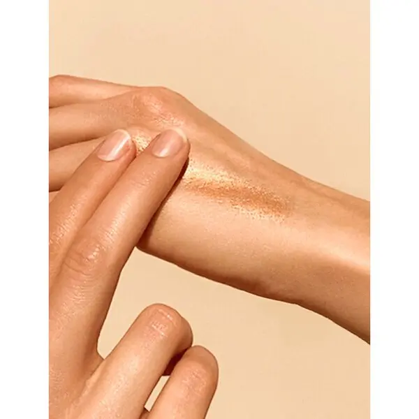 Victoria Beckham Cell Rejuvenating Illuminator 20ml - Golden