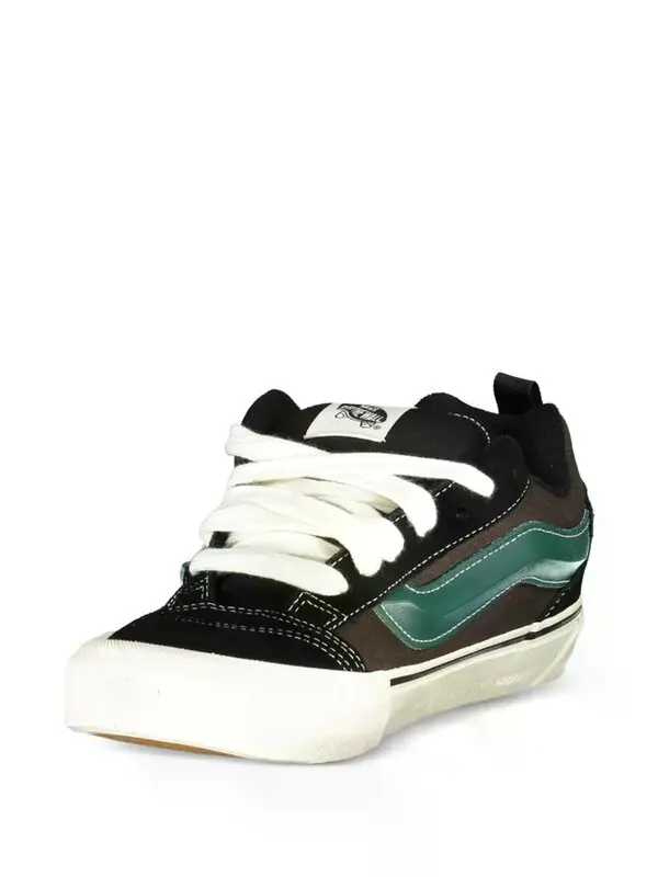 VANS Knu Skool Sneakers