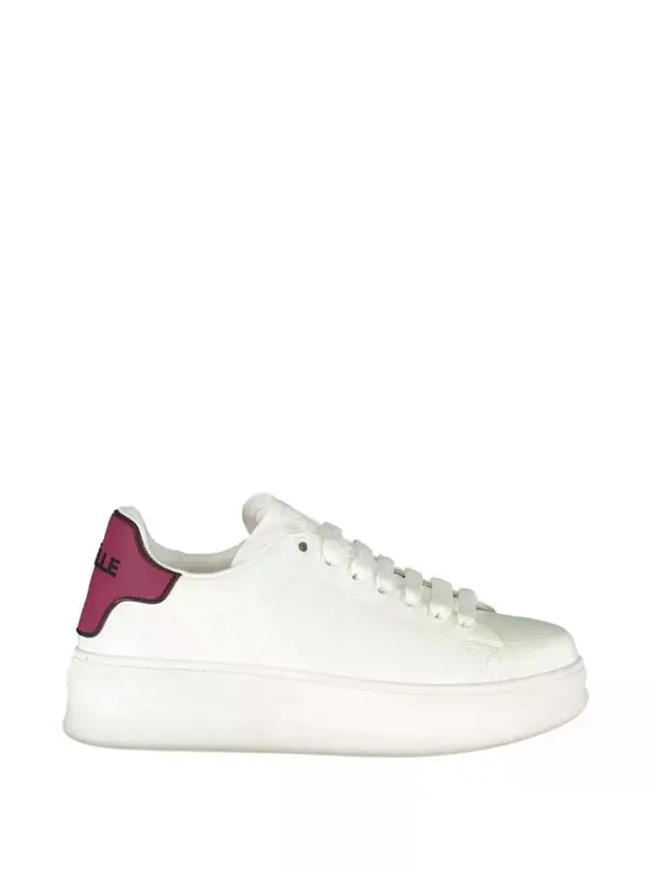 GAELLE Low Top Sneakers - White
