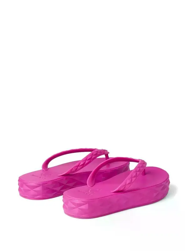 JIMMY CHOO Diamond Platform Flip Flops - Pink