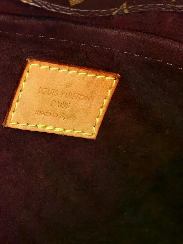 LOUIS VUITTON Montaigne Handbag Monogram Canvas Mm
