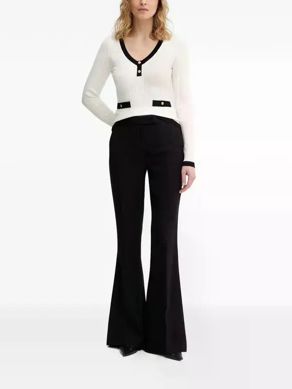 Guess Contrast-trim V-neck Sweater