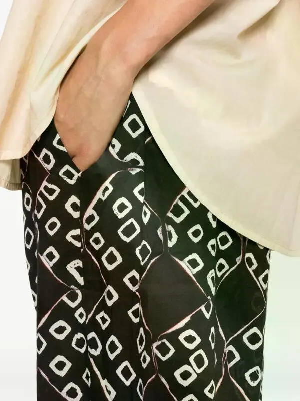 YAVI Geometric-pattern Trousers