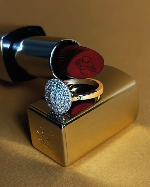 NELLY ROJAS Diamond And 18k Fatima Ring