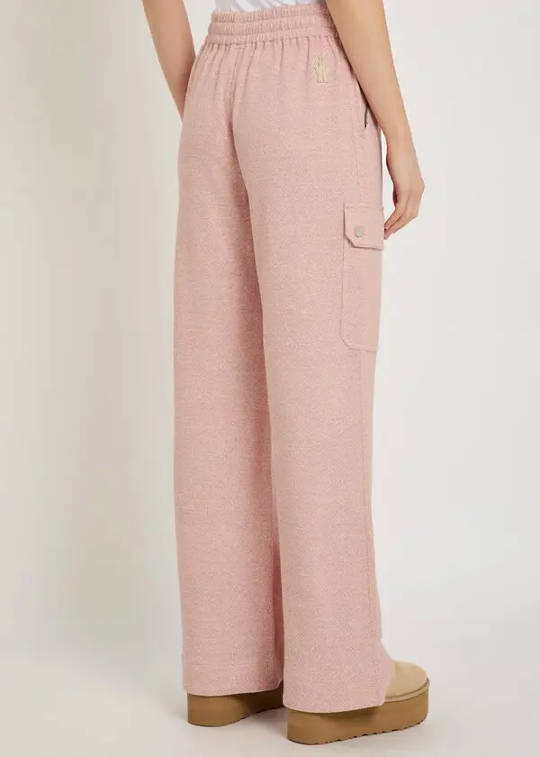 Moncler Logo-appliquéd Linen-blend Sweatpants - Light Pink
