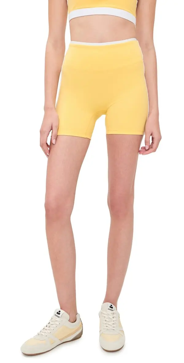 FORM Layered Stretch Shorts - Daisy W/ White Contrast
