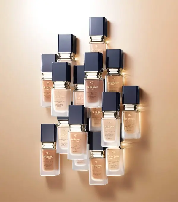 CLE DE PEAU BEAUTE Radiant Fluid Foundation Matte