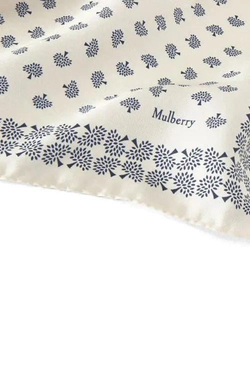 Mulberry Square Scarf Tree