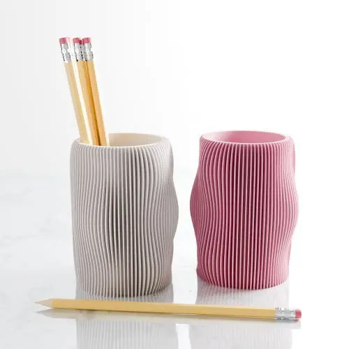 MODERNIZED POTTERY Bubbly Pencil Holder - Pink