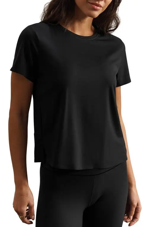 RHONE Serene Performance T-shirt - Pure Black