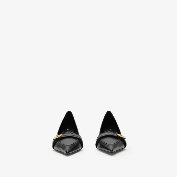 Burberry Leather Cotswolds Low Pumps